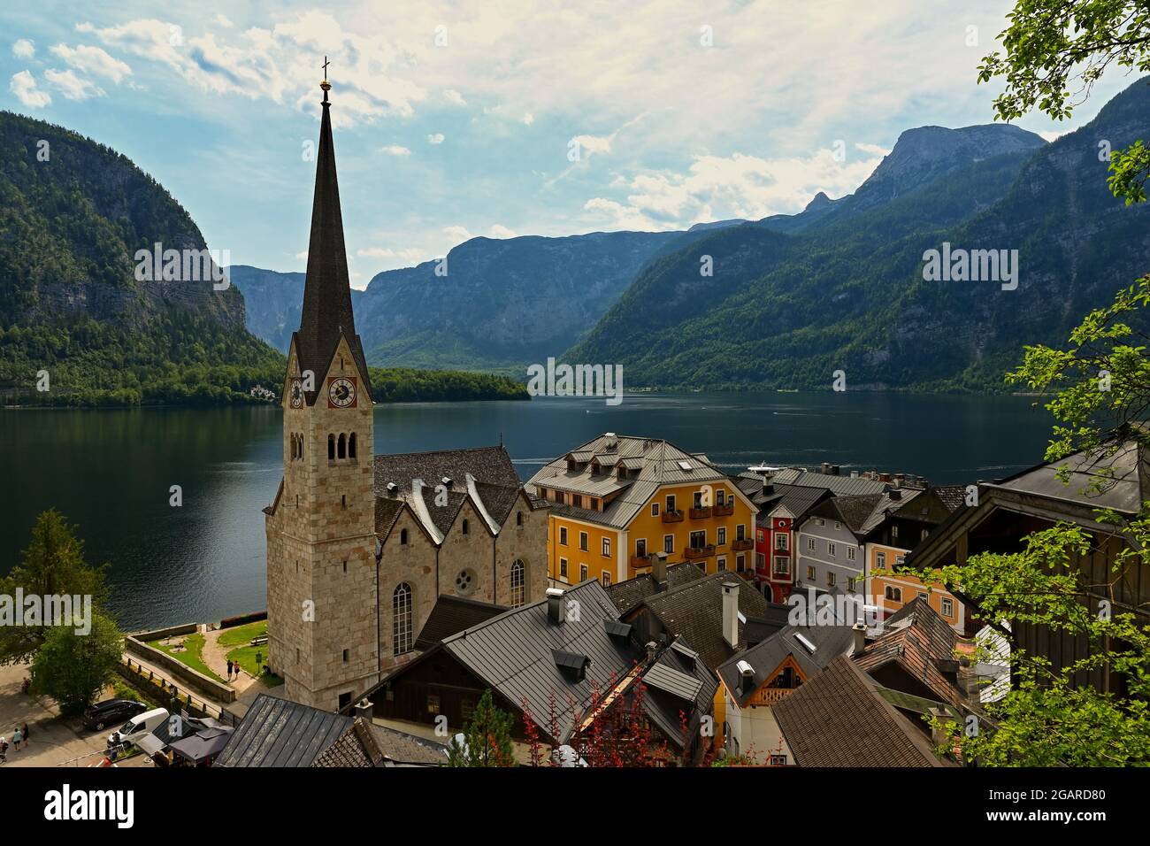Hallstatt landscape. Beautiful mountain village in the Austrian Alps ...