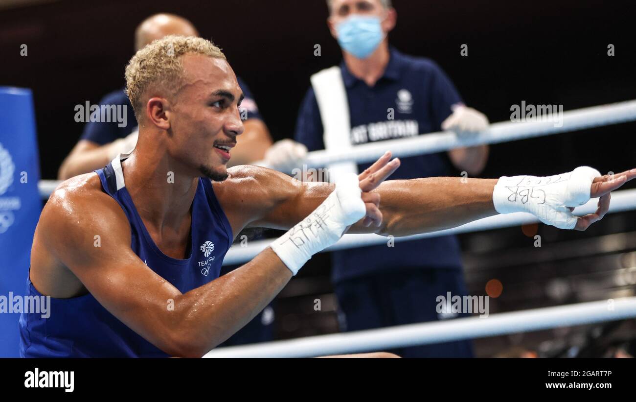 Tokyo, Japan. 1st Aug, 2021. Benjamin Whittaker (blue) of Great Britain ...