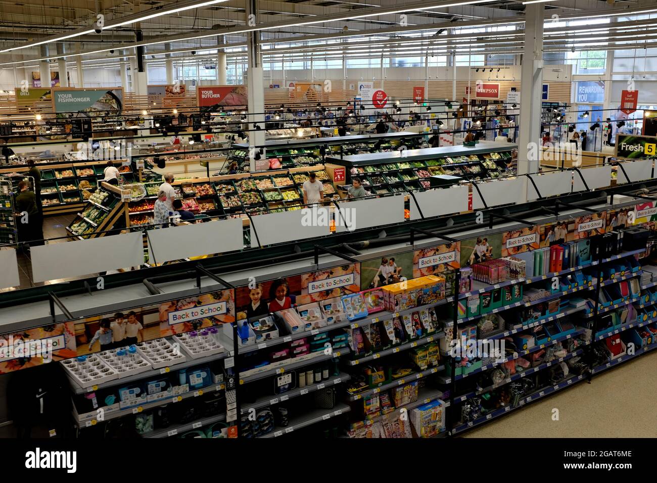 Tesco supermarket interior hi-res stock photography and images - Alamy