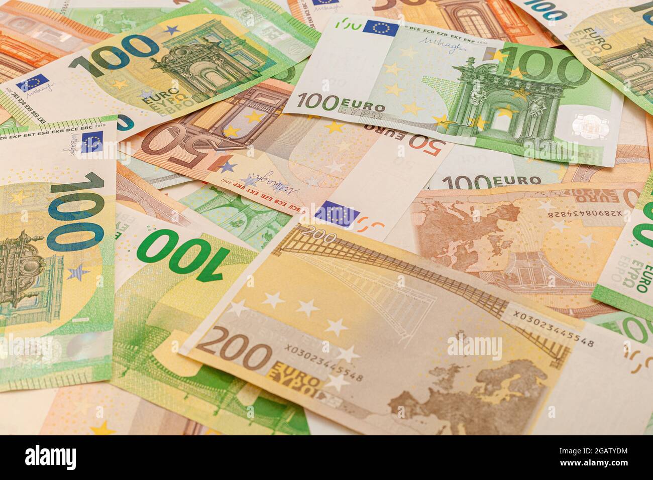 high-quality texture of euro banknotes Stock Photo - Alamy