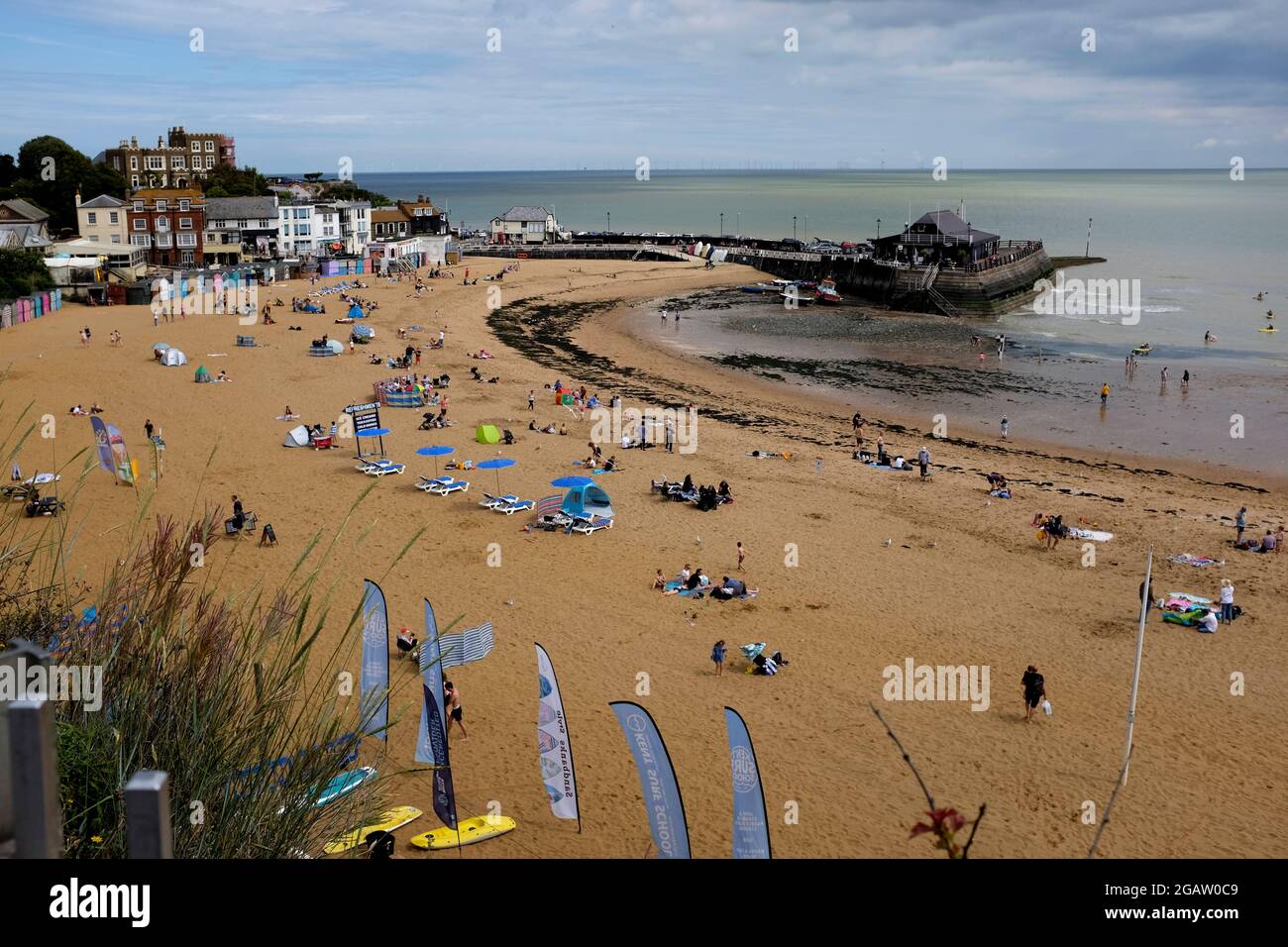 broadstairs seaside town east kent uk july 2021 Stock Photo - Alamy