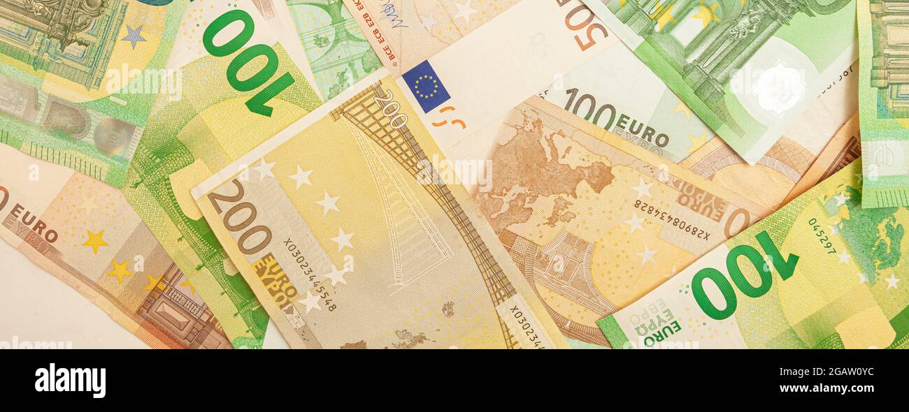 high-quality texture of euro banknotes panorama Stock Photo - Alamy