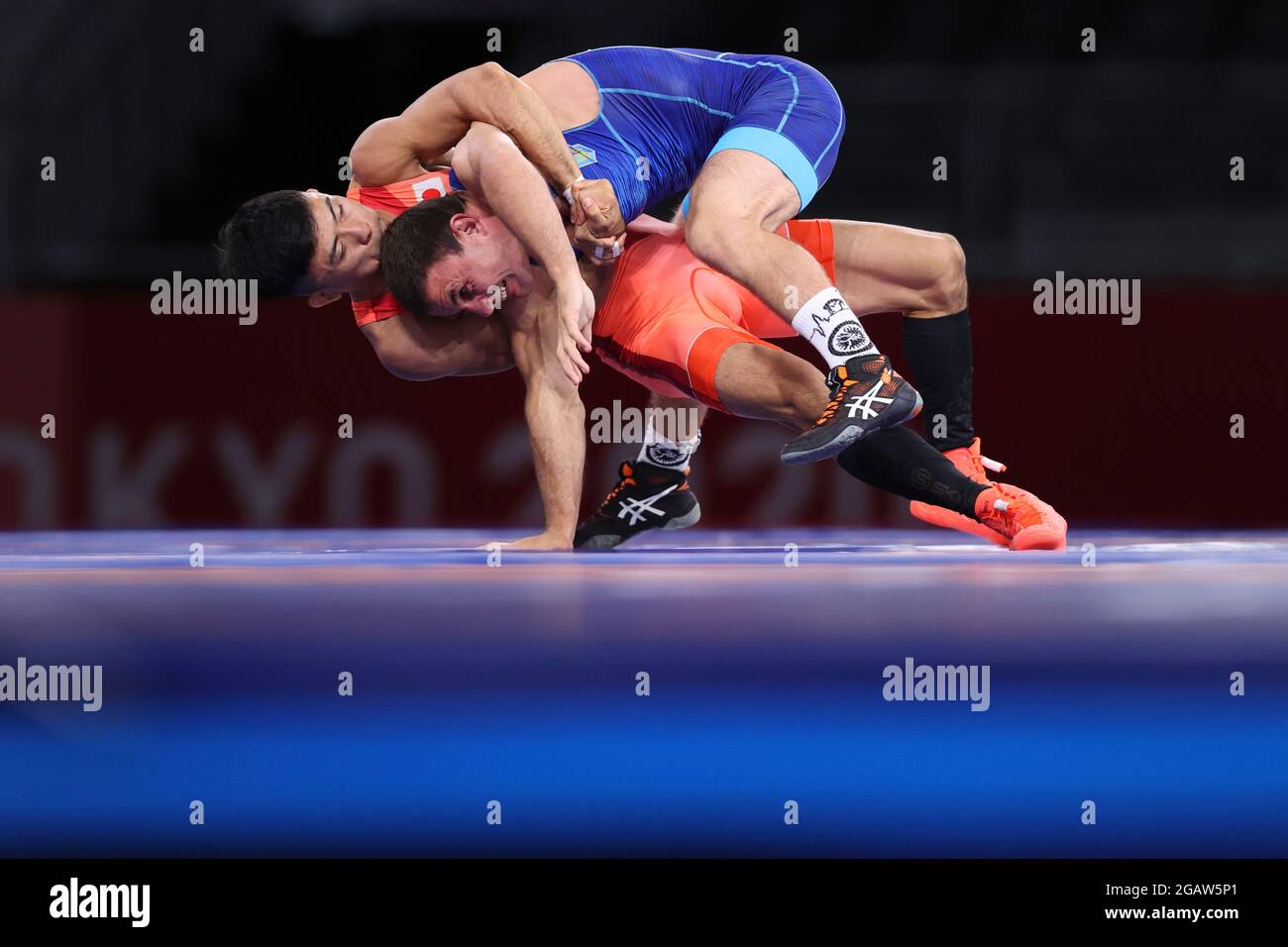 Tokyo, Japan. 1st Aug, 2021. (L-R) Kenichiro Fumita (JPN), Lenur ...