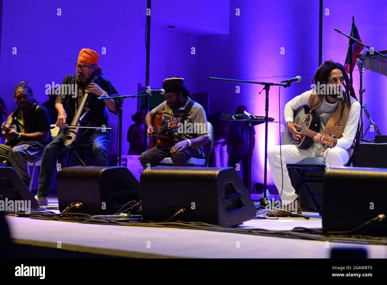 Stephen cat coore hi-res stock photography and images - Alamy