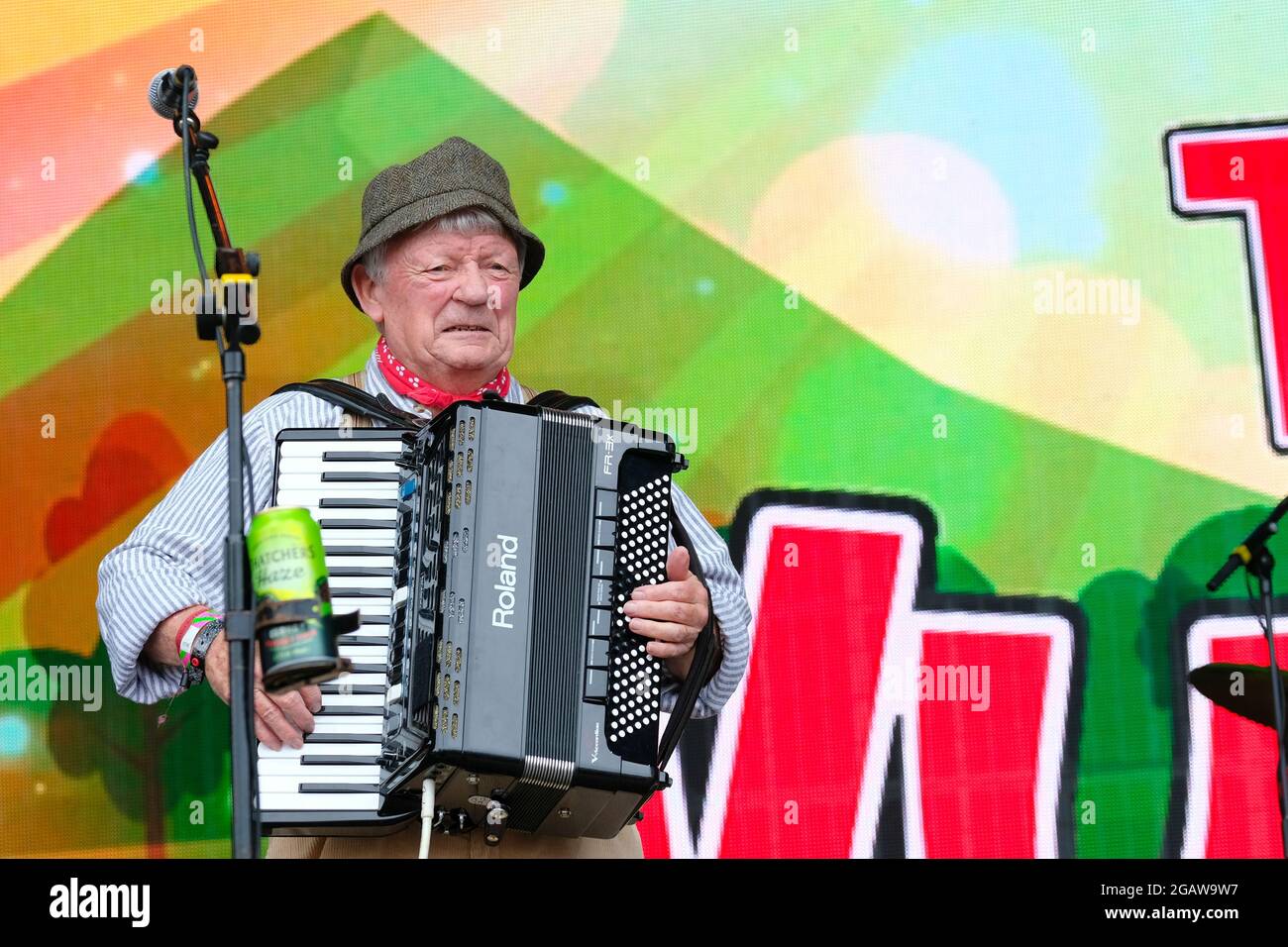 Tommy banner accordion hi-res stock photography and images - Alamy