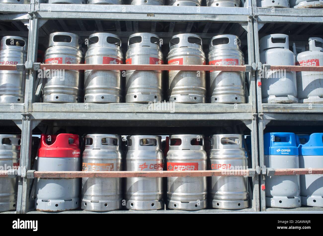 Truck gas cylinders hi-res stock photography and images - Alamy