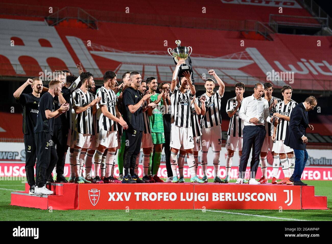 Radu dragusin de juventus fc hi-res stock photography and images - Alamy
