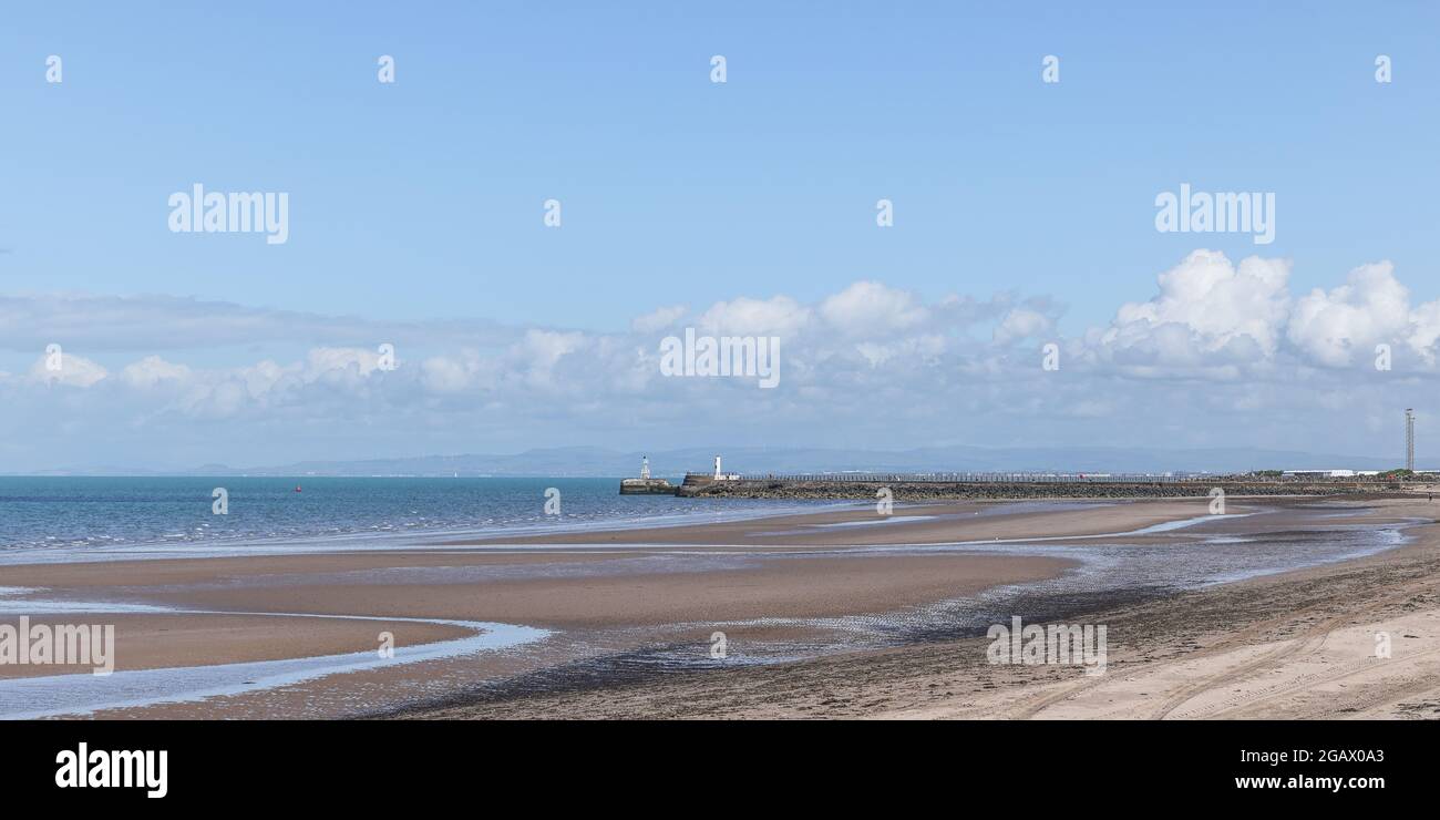 Heads ayr hi-res stock photography and images - Alamy