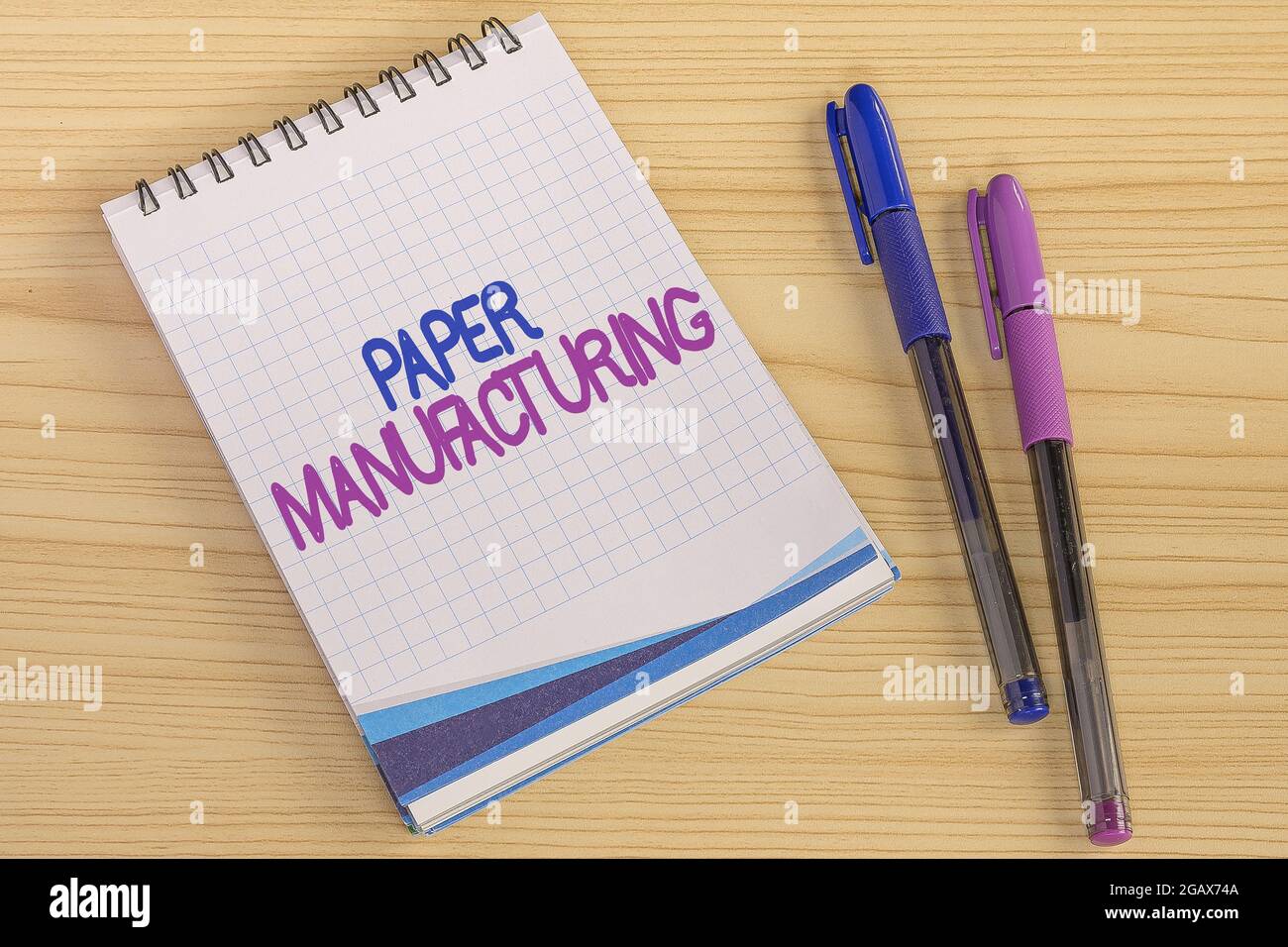 Multiple fabric sheet roll hi-res stock photography and images - Alamy