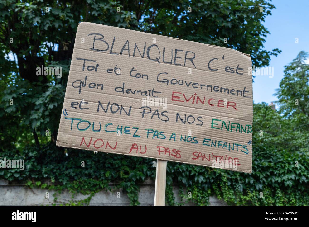 Paris, France. 31th July, 2021. Demonstration at the call of Florian ...