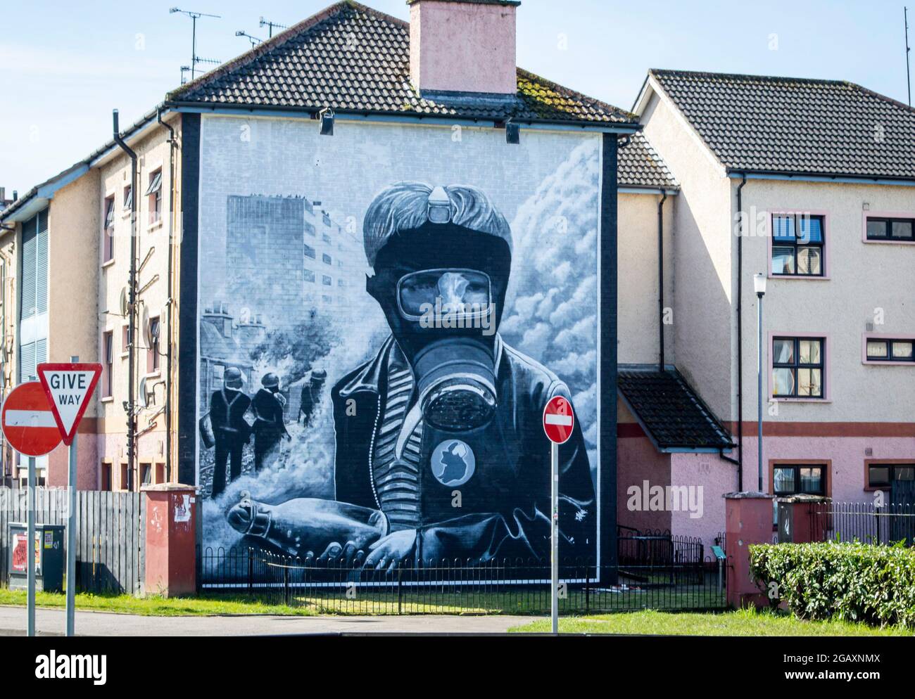 Derry / Londonderrt, UK, March, 2017. Street view of the famous mural ...