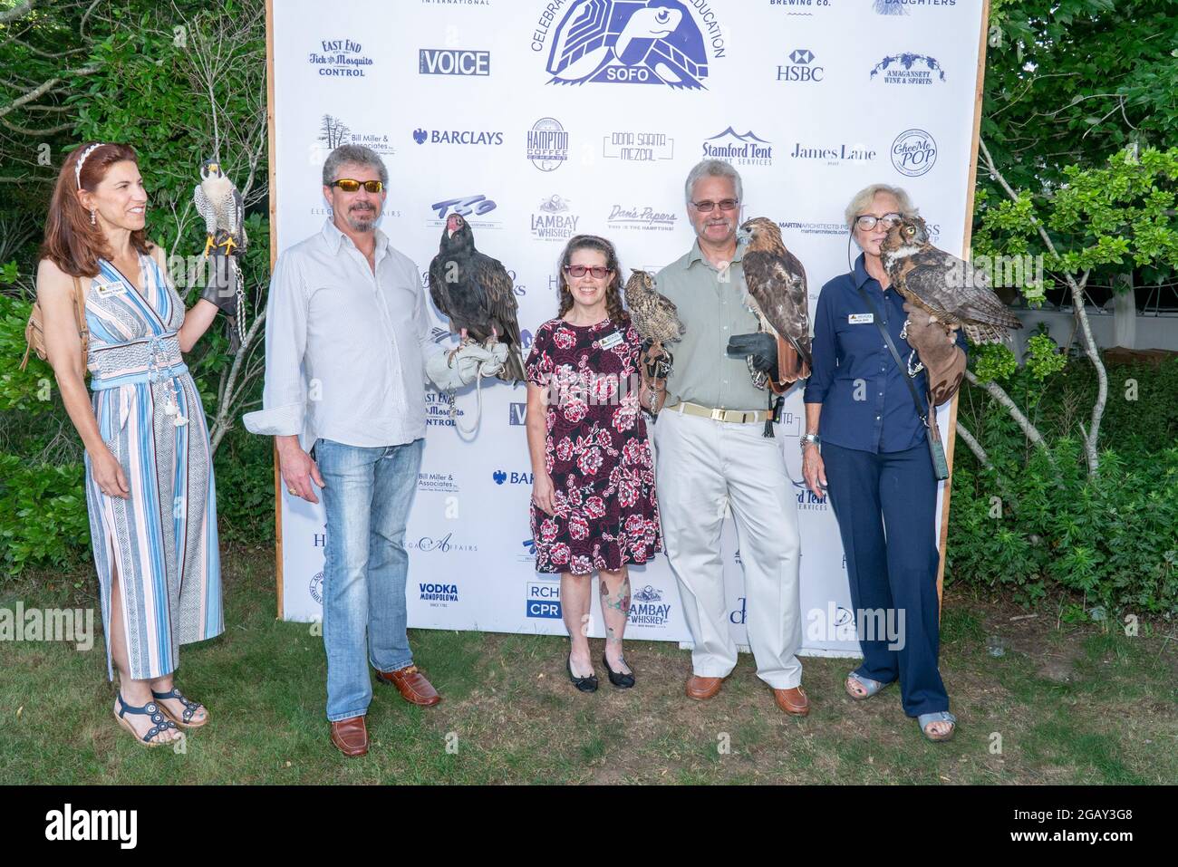 All the birds and handlers at the South Fork Natural History Museum' s ...