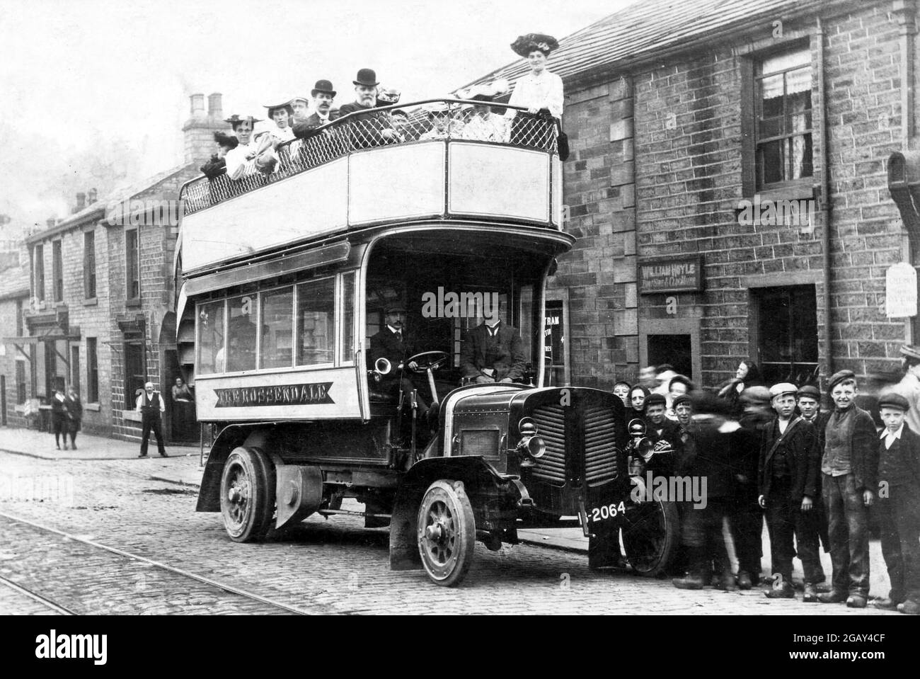 Motor bus 1900s hi-res stock photography and images - Alamy