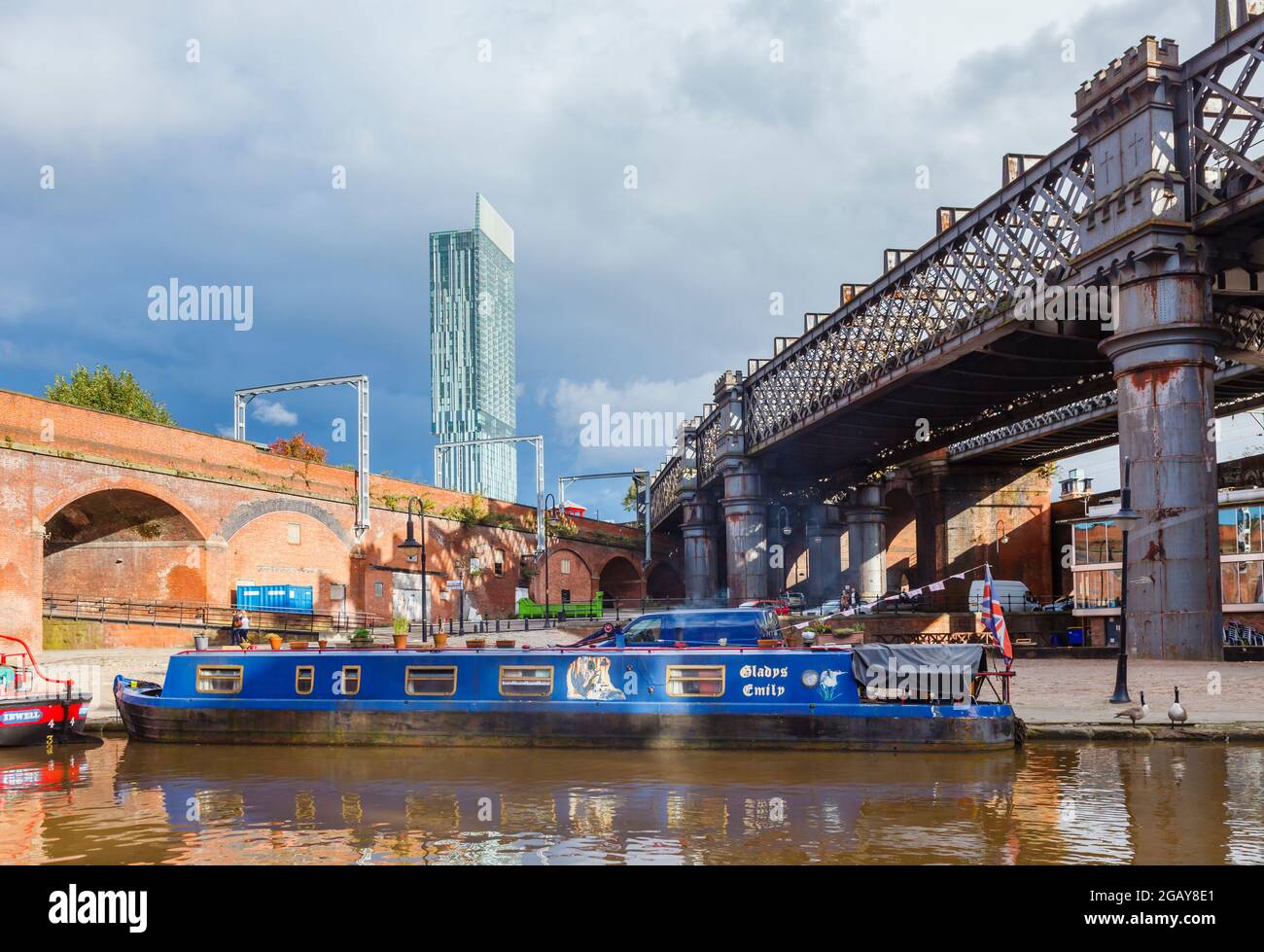 Castlefield basin manchester hi-res stock photography and images - Alamy