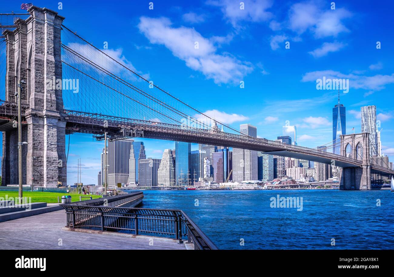 Brooklyn bridge facade hi-res stock photography and images - Alamy
