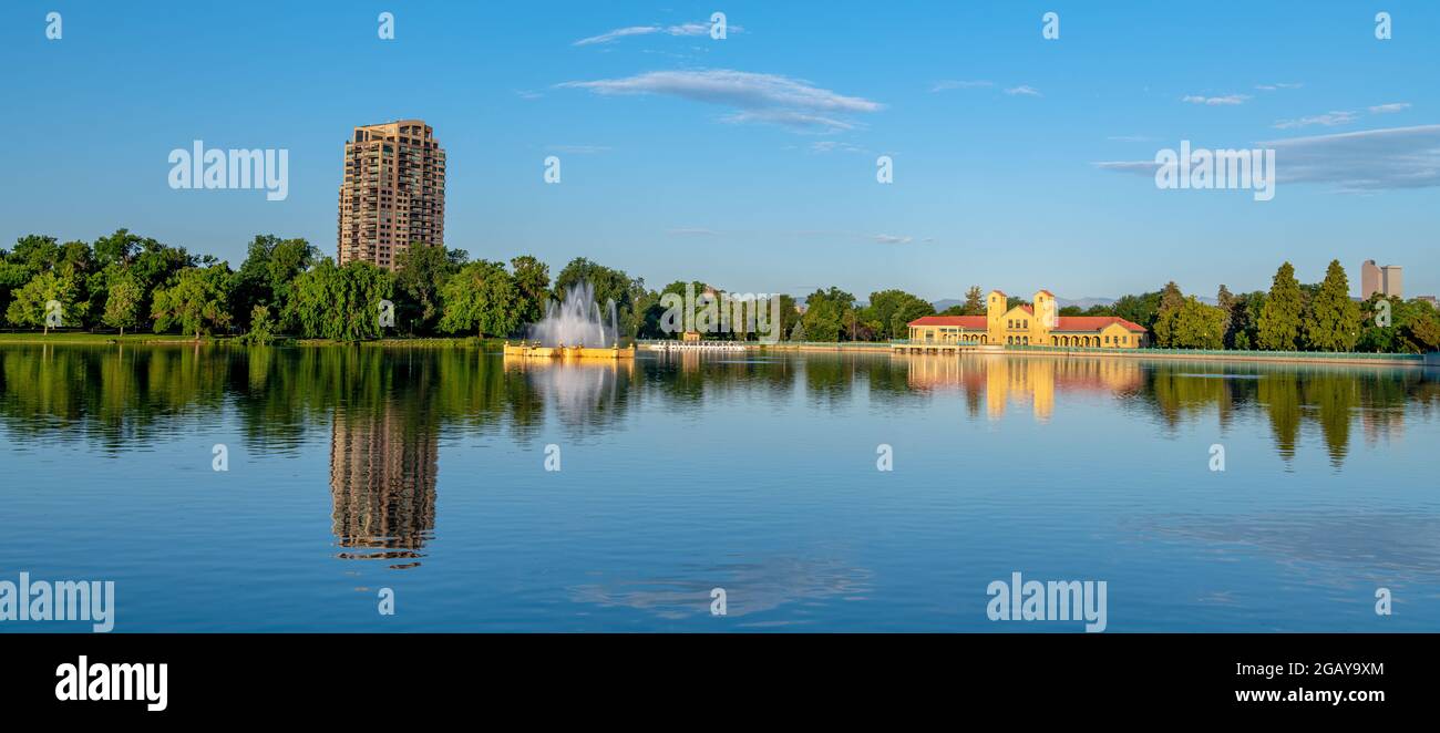 Beautiful morning in Denver with building reflection Stock Photo - Alamy