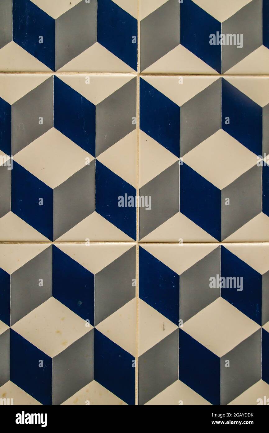 Escher cube hi-res stock photography and images - Alamy