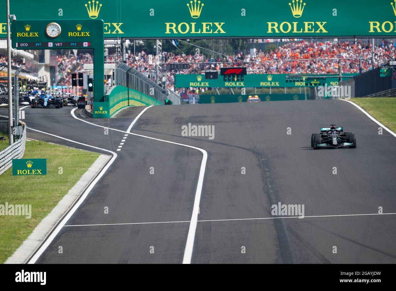 Budapest, Hungary. 1st Aug, 2021. Re-start, # 44 Lewis Hamilton (GBR ...