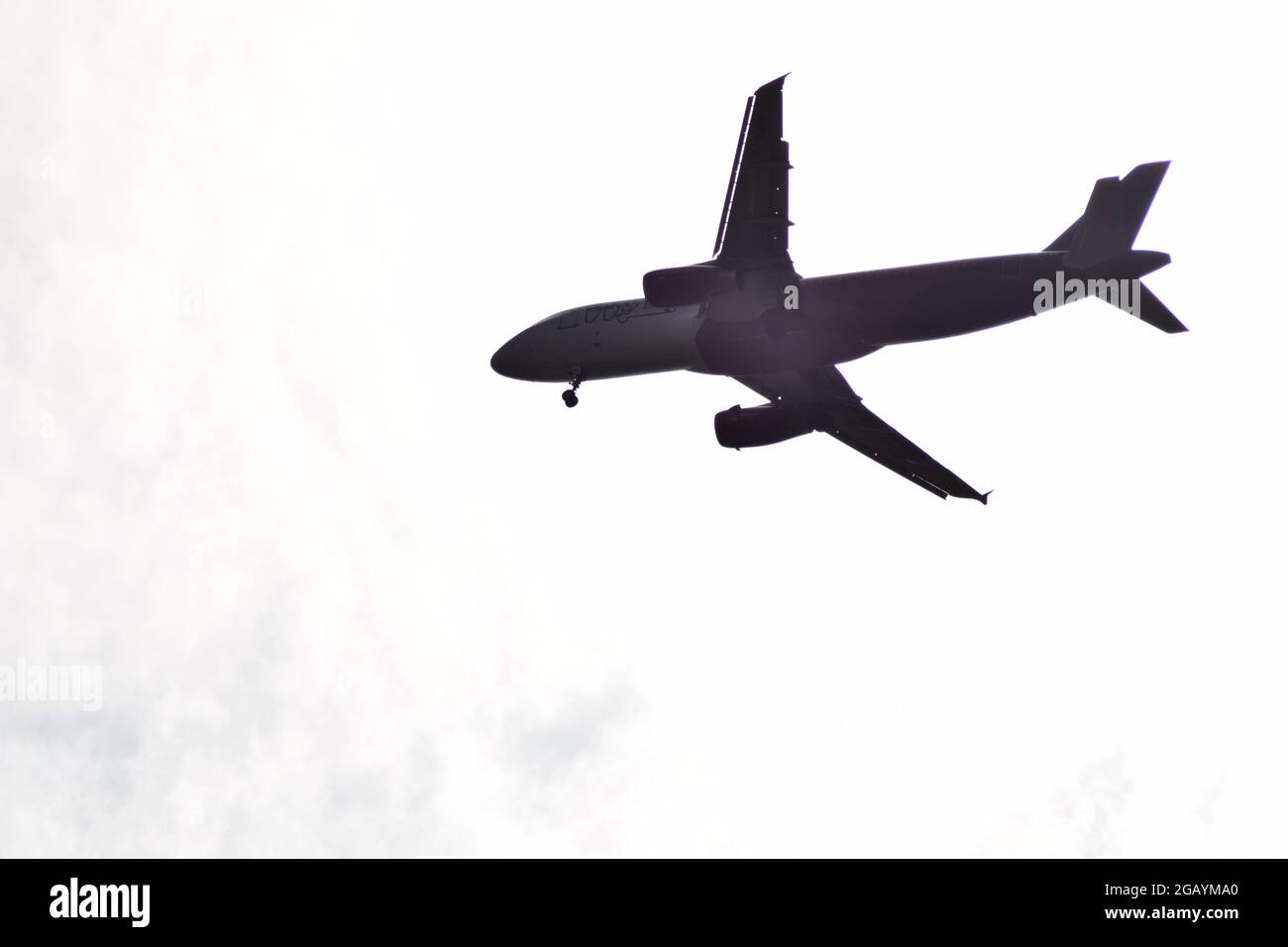 Airbus a320 nose landing gear hi-res stock photography and images - Alamy