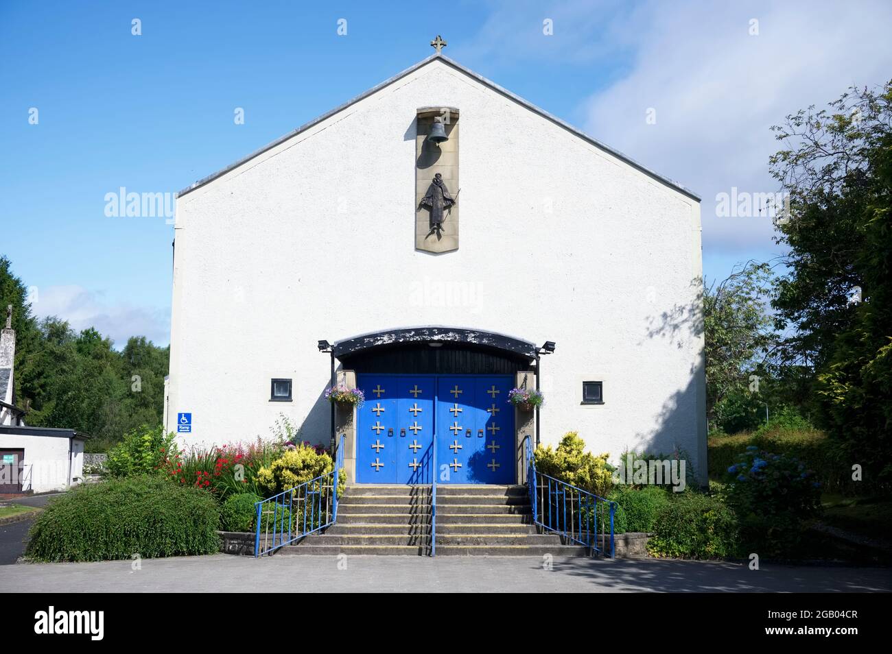Baptist church post modern art deco architecture design Stock Photo - Alamy