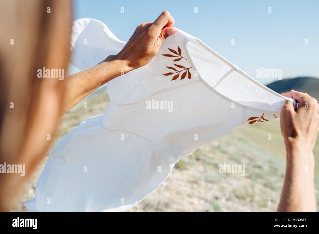 Flutter hands hi-res stock photography and images - Alamy