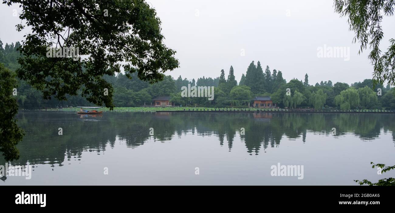Xihu lake hangzhou china hi-res stock photography and images - Alamy