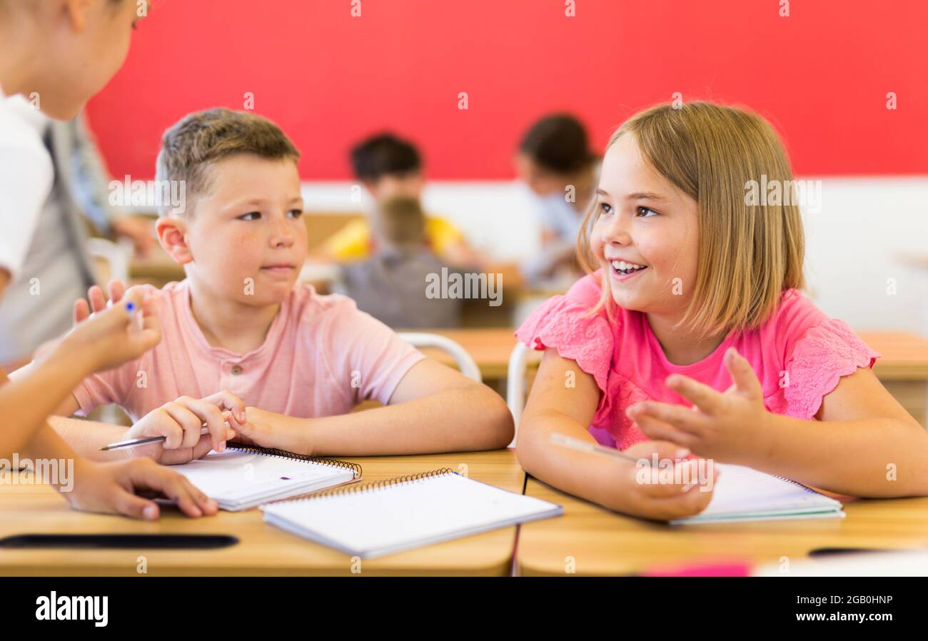 Group tasks hi-res stock photography and images - Alamy