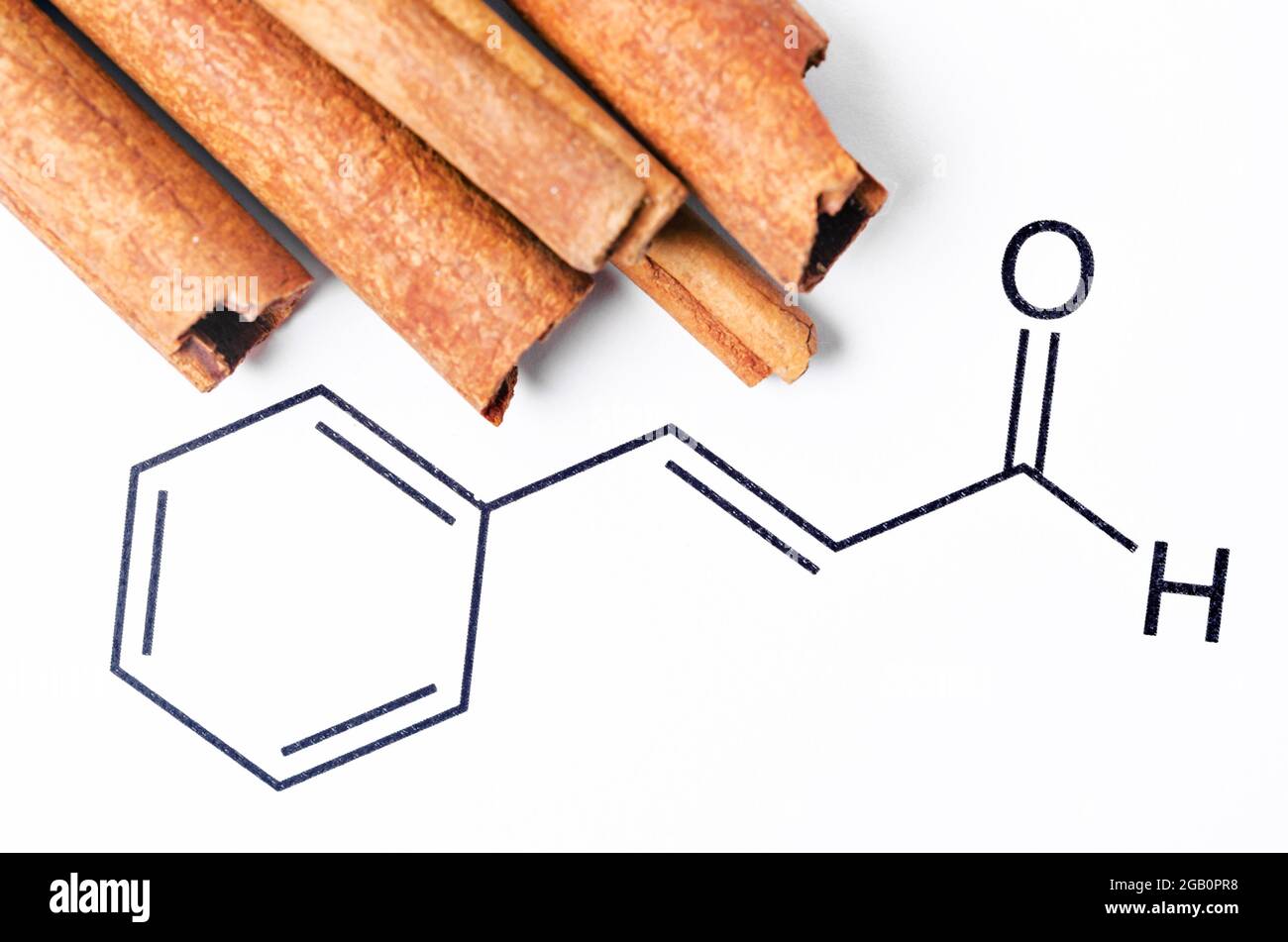 Aromatic cinnamon and Cinnamaldehyde, chemical structure and formula ...