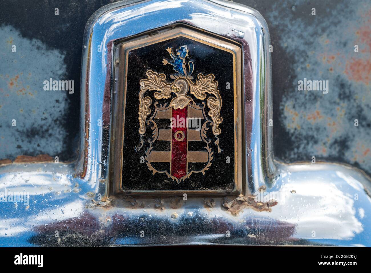 Close up view of the reflective logo on a 1948 Dodge Deluxe sedan in ...