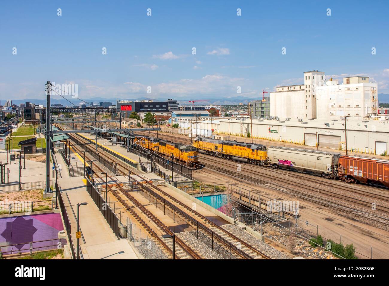 Light rail lightrail hi-res stock photography and images - Alamy