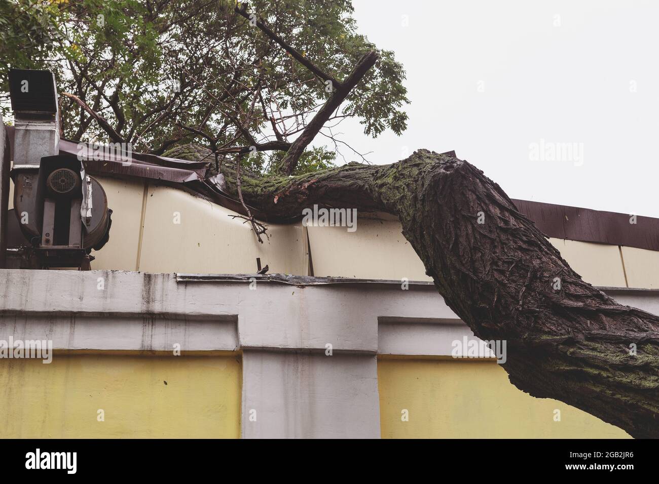 Cyclone accident hi-res stock photography and images - Alamy