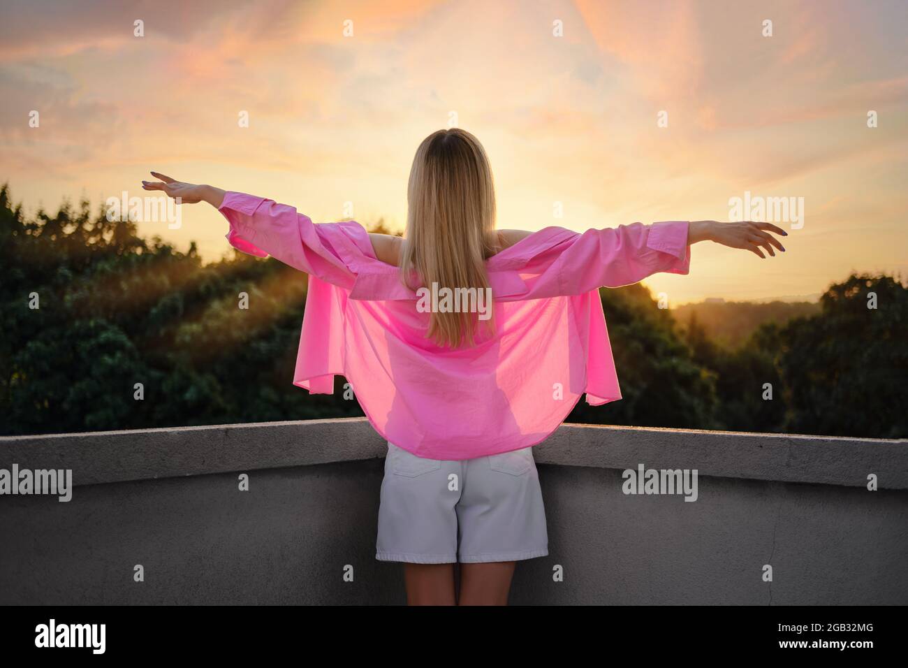 Hands arm spread spreading hi-res stock photography and images - Alamy