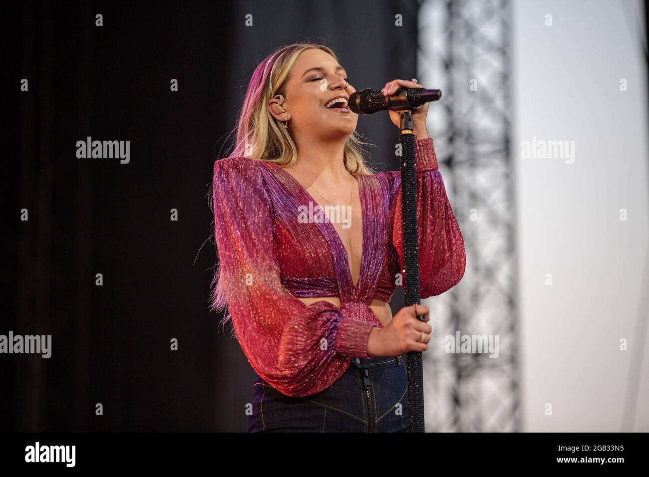 Kelsea ballerini 2021 hi-res stock photography and images - Alamy