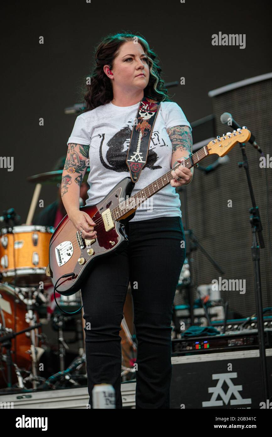 SInger Ashley Mcbryde performs on day 2 of the Watershed Music Festival ...