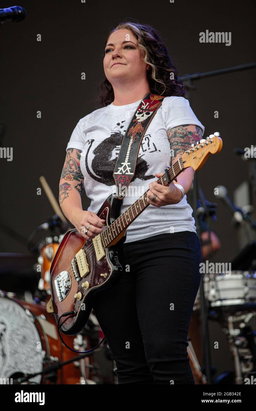 SInger Ashley Mcbryde performs on day 2 of the Watershed Music Festival ...