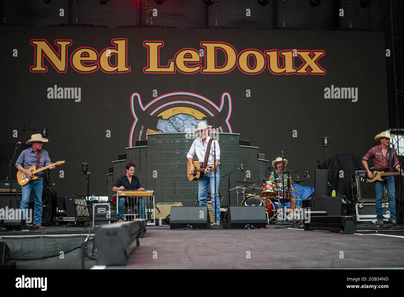 SInger Ned Ledoux performs on the mainstage during day 2 of the ...