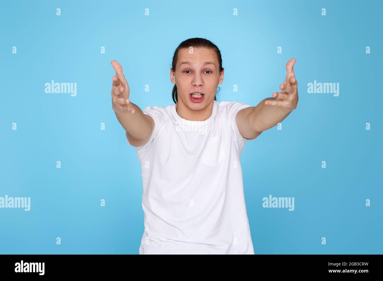 Football fan crying hi-res stock photography and images - Alamy