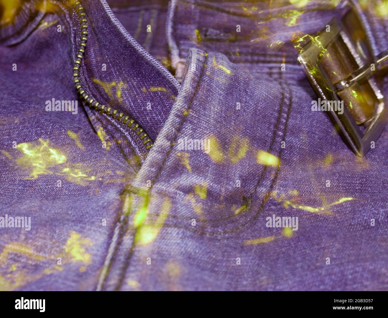 Distressed skinny jeans hi-res stock photography and images - Alamy