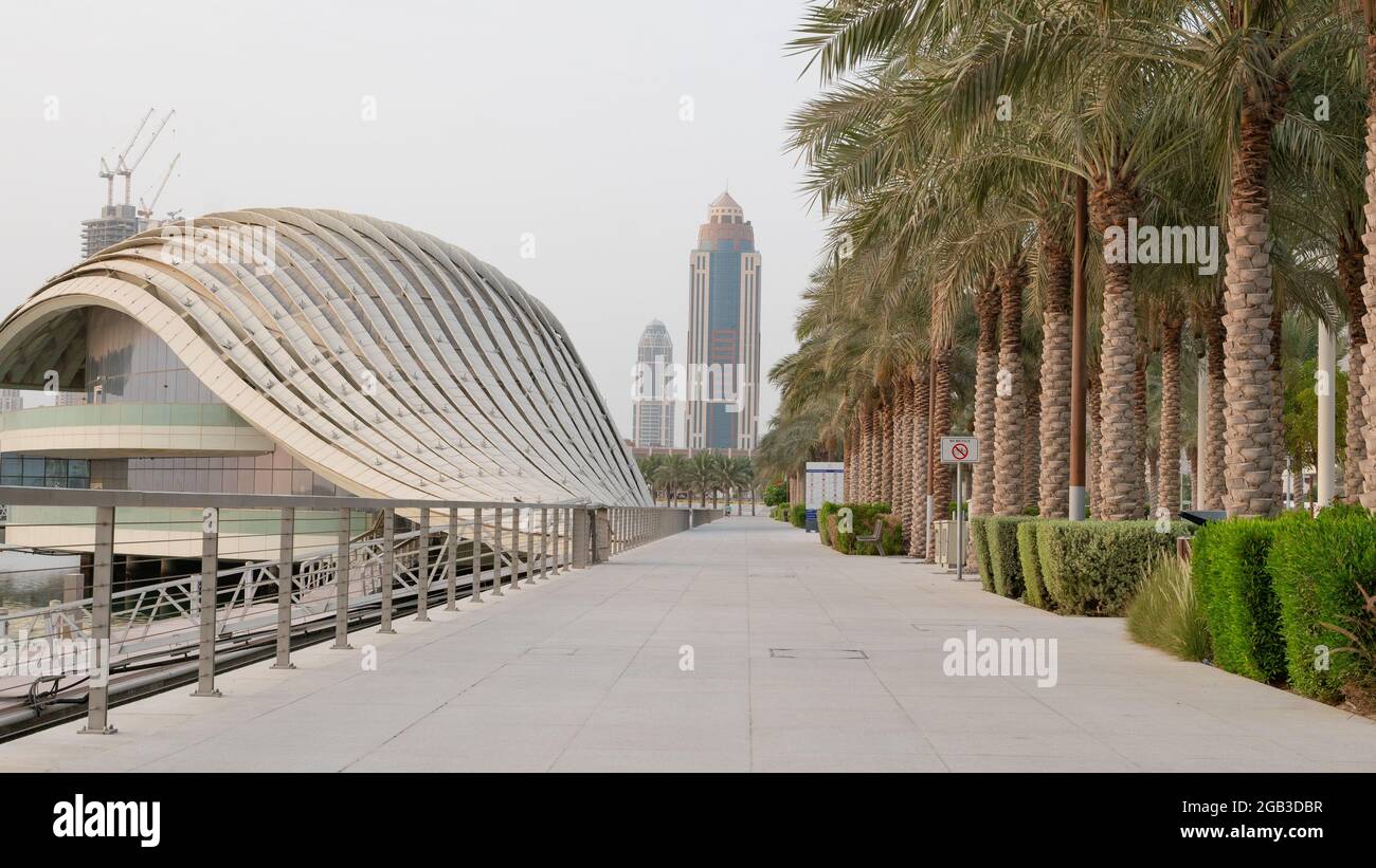 Doha qatar buildings lusail hi-res stock photography and images - Alamy