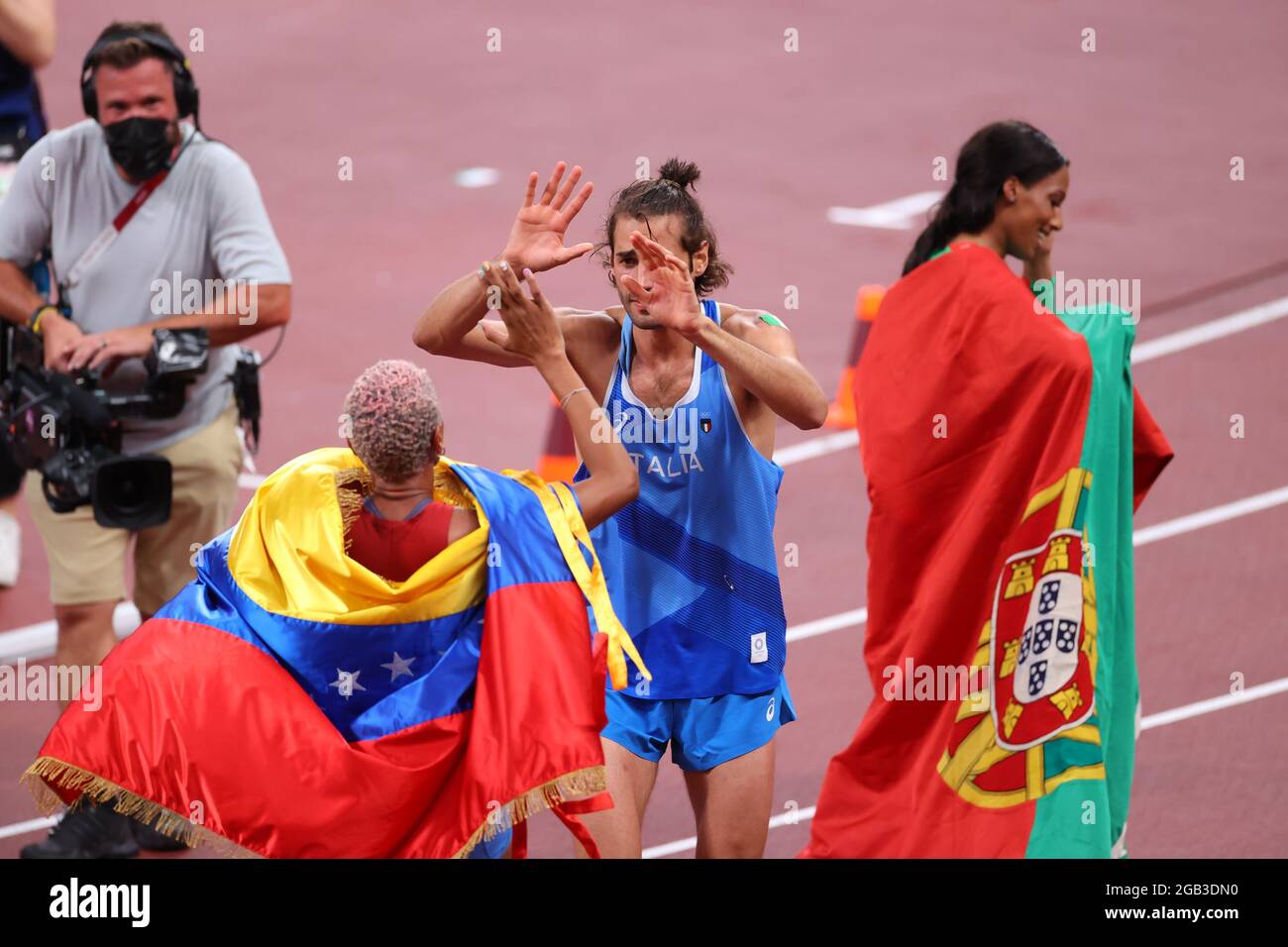 Tokyo, Japan. 1st Aug, 2021. ROJAS Yulimar (VEN) and TAMBERI Gianmarco ...