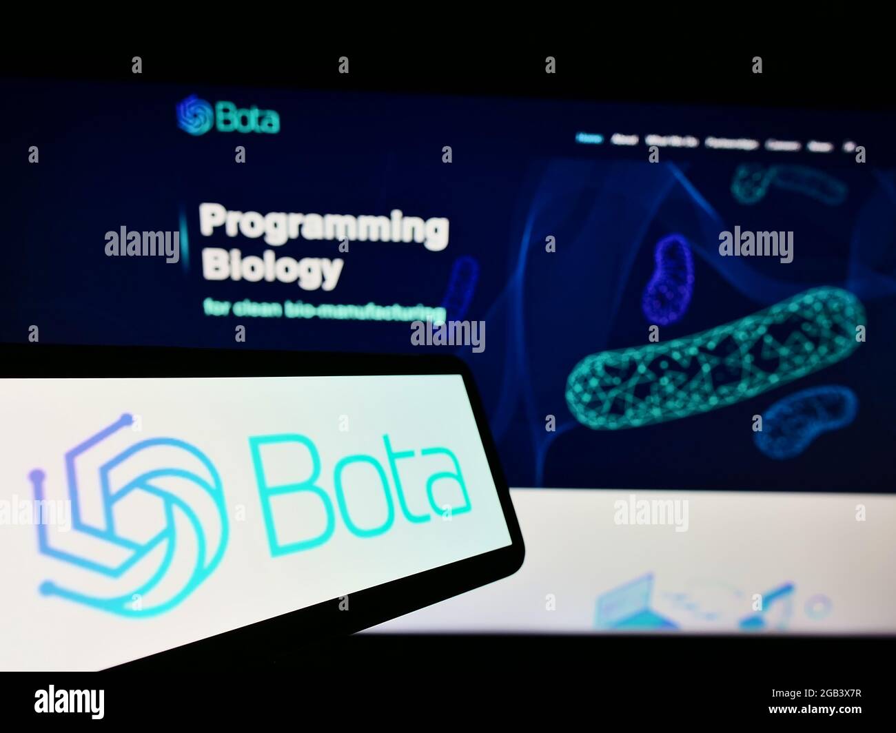 Products manufacturing company hi-res stock photography and images - Alamy