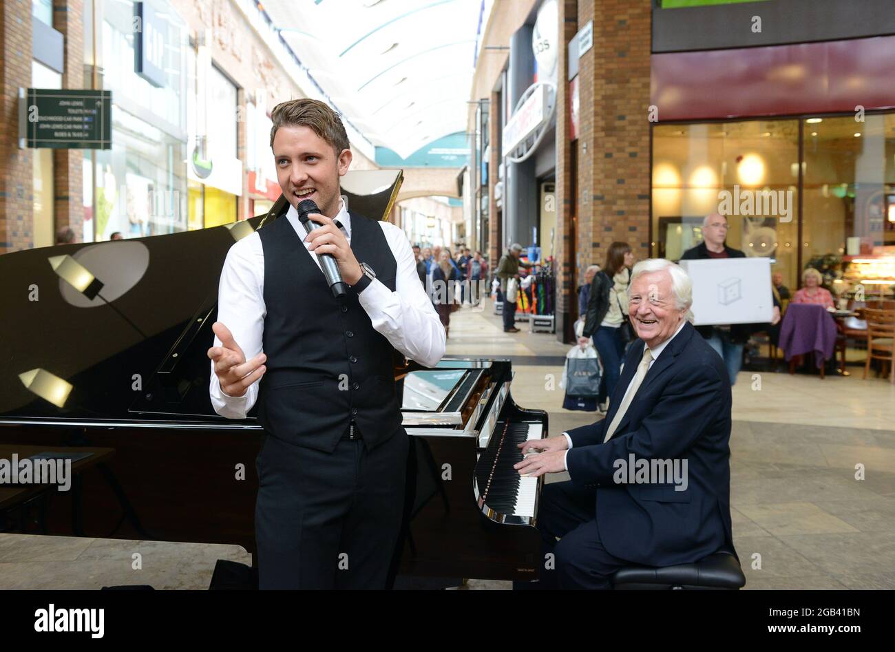 Dee williams hi-res stock photography and images - Alamy
