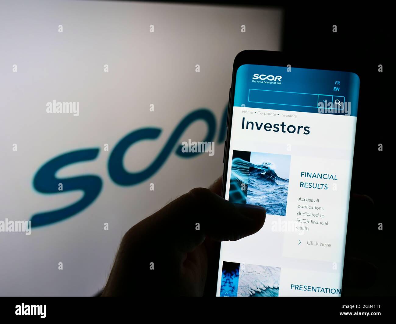 Scor paris hi-res stock photography and images - Alamy