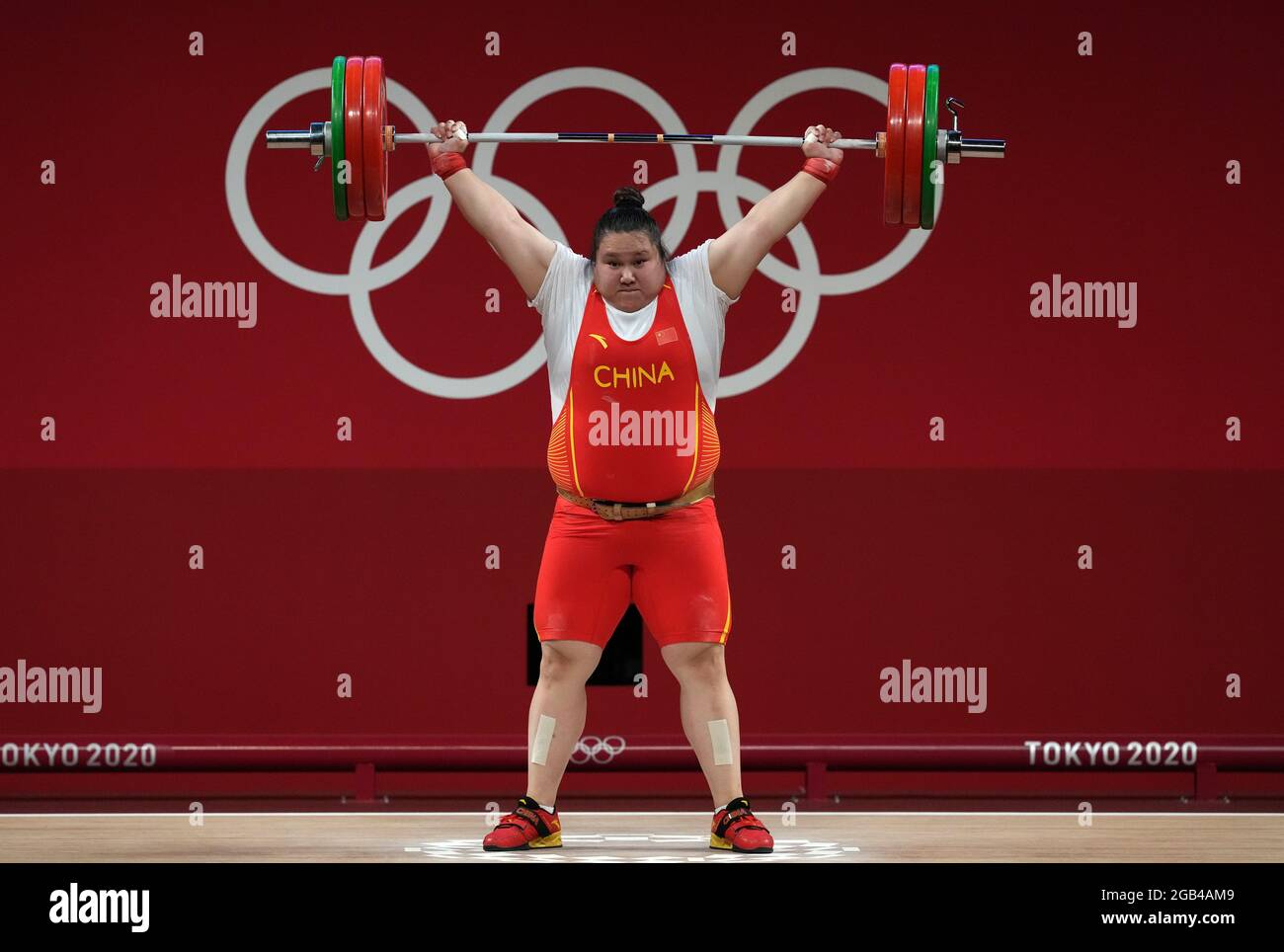 China's Wenwen Li in the Women's +87kg Group A Weightlifting at Tokyo ...