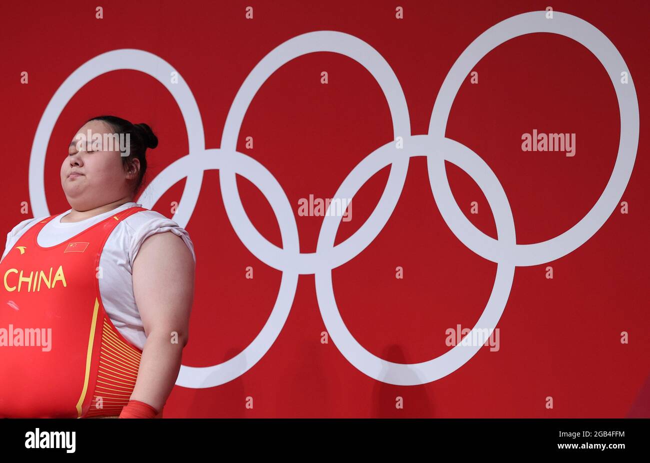 Tokyo. 2nd Aug, 2021. Li Wenwen of China reacts during the ...