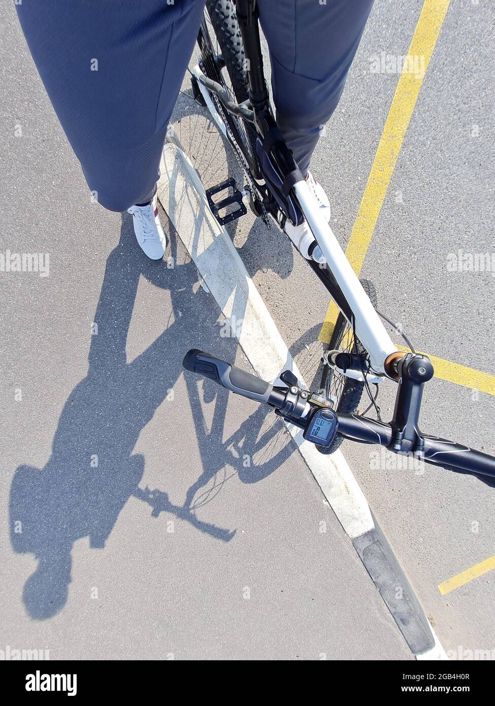 Cycle riding handlebar hi-res stock photography and images - Alamy