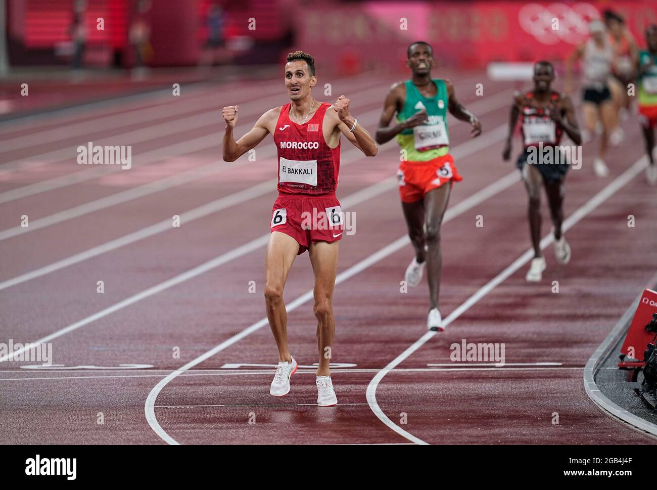 August 2, 2021: Soufiane El Bakkalifrom Marocco winning 3000 meter ...