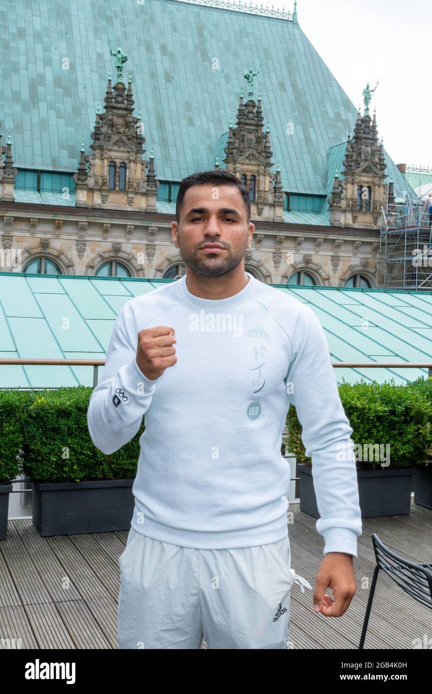 Deutscher schwergewichtsboxer hi-res stock photography and images - Alamy