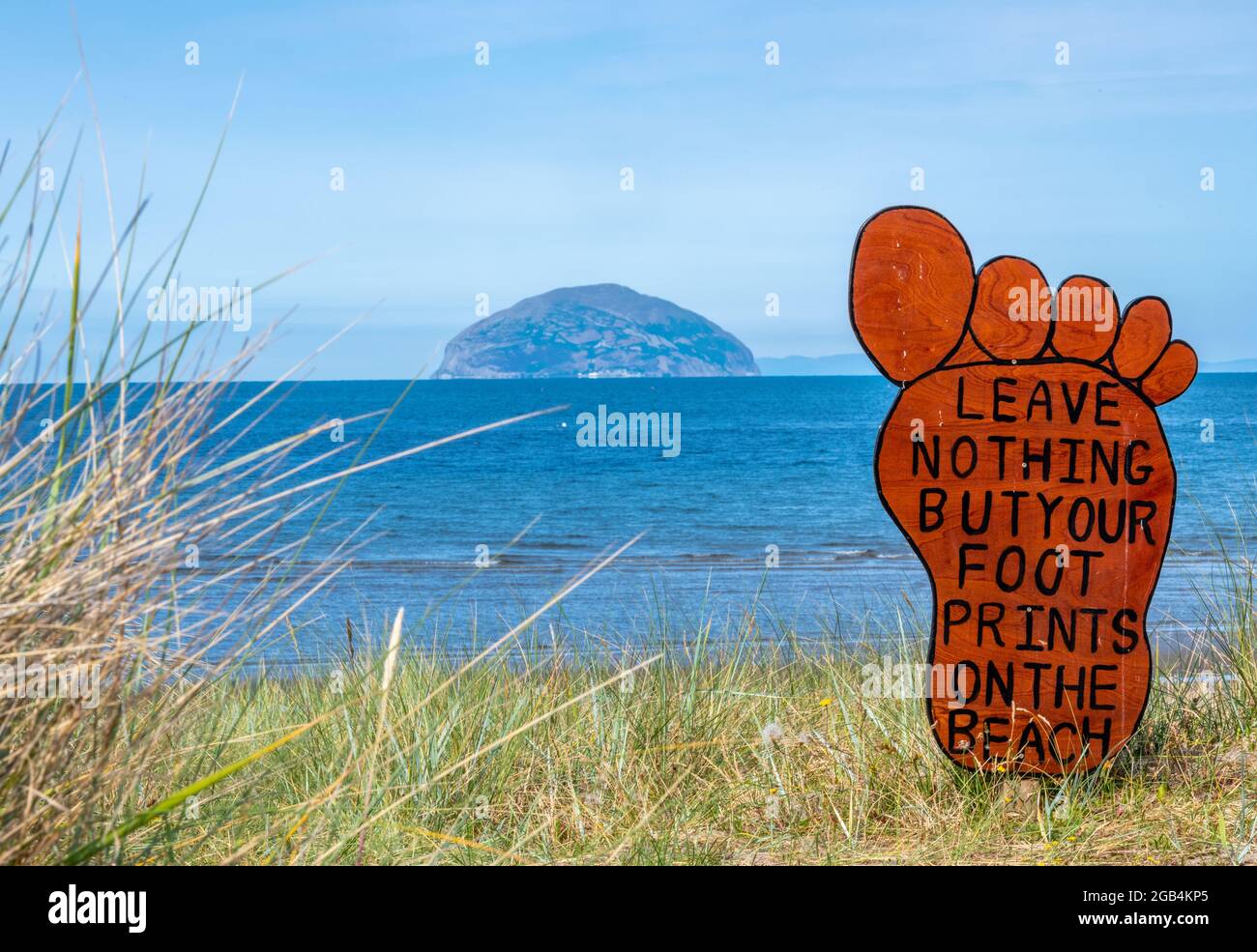 leave nothing but your footprints on the beach sign at girvam, ailsa ...