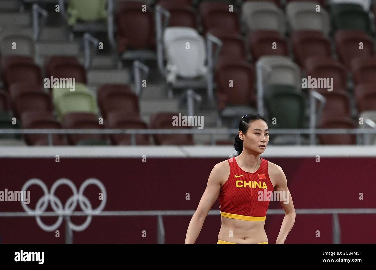 Ling li pole vault hi-res stock photography and images - Alamy